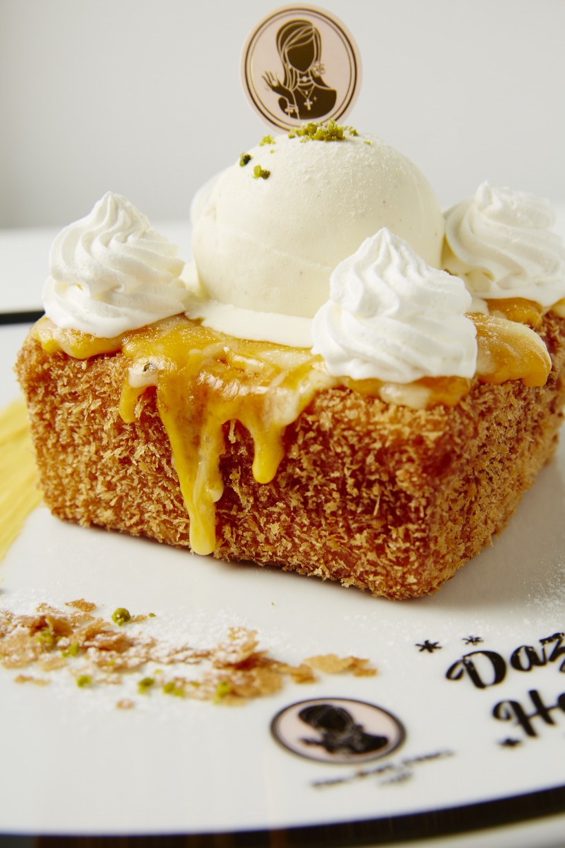 Dazzling Cafe Presents The New Lava Toast - METROPOLITANT